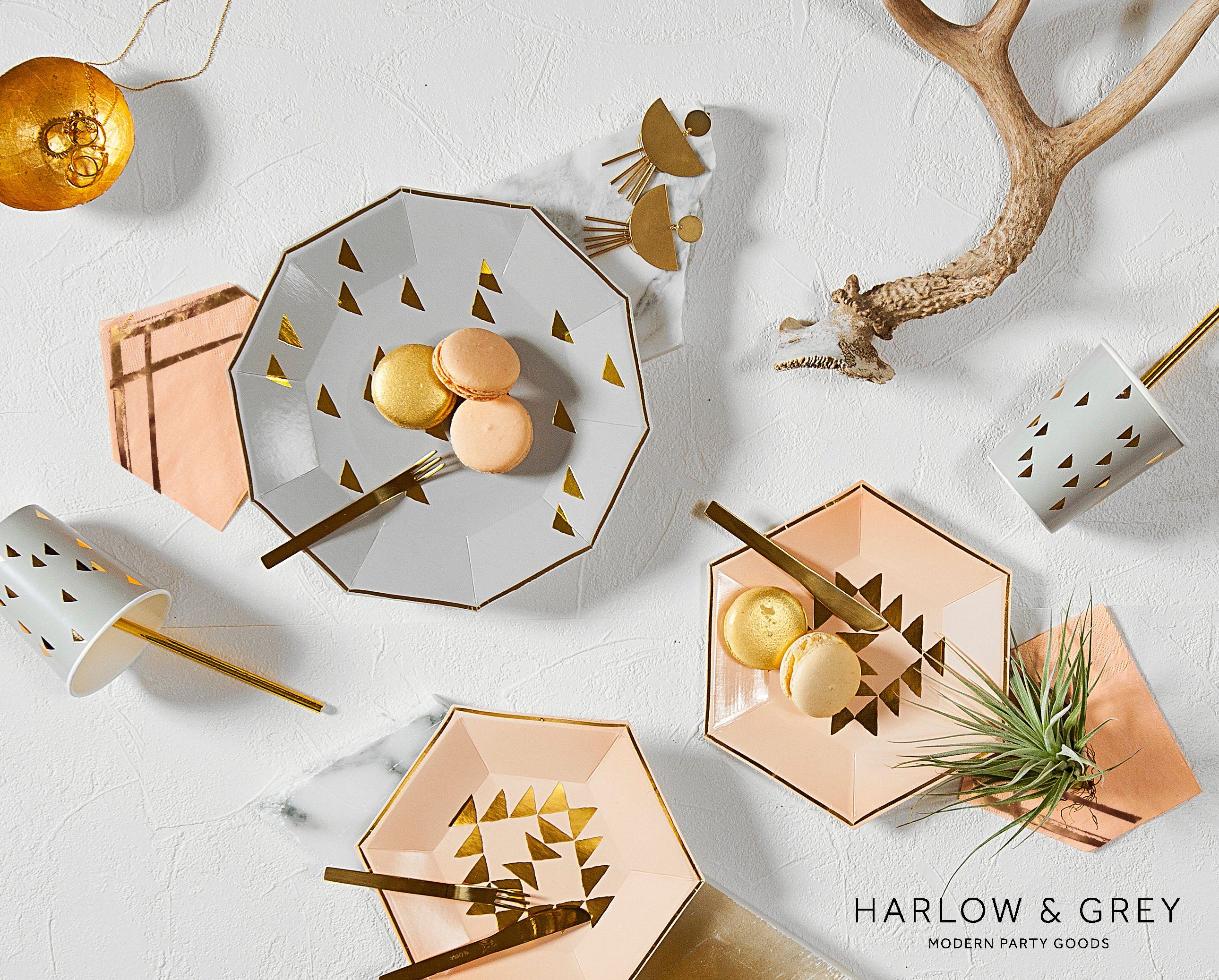 Harlow & Grey Wander Gray Triangle Paper Cups – Revelry Goods